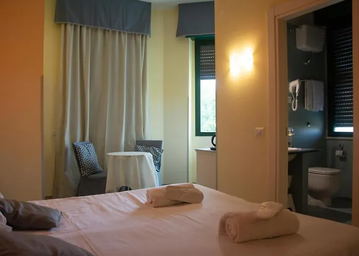 CAPODICHINO INTERNATIONAL HOTEL NAPLES