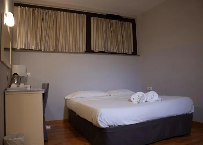 CAPODICHINO INTERNATIONAL HOTEL NAPLES