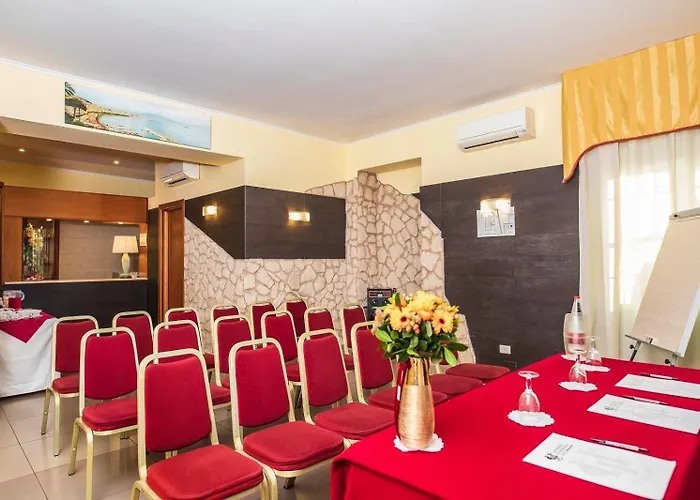 CAPODICHINO INTERNATIONAL HOTEL NAPLES