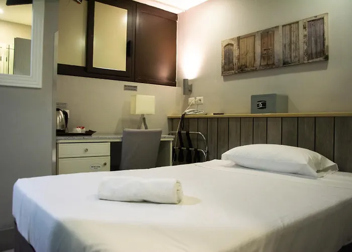 CAPODICHINO INTERNATIONAL HOTEL NAPLES