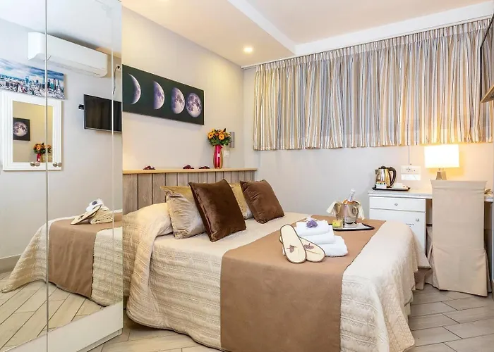 CAPODICHINO INTERNATIONAL HOTEL NAPLES